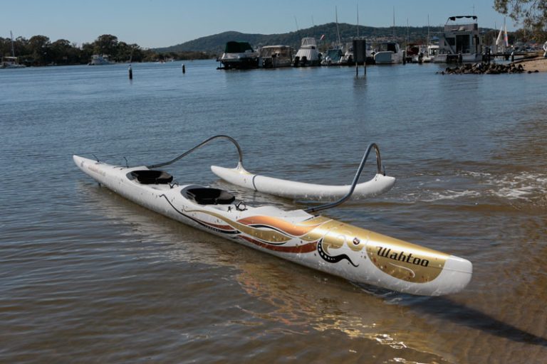 Single and Double Canoes – Keaukaha Canoe Club – Hilo Hawaii Paddling ...